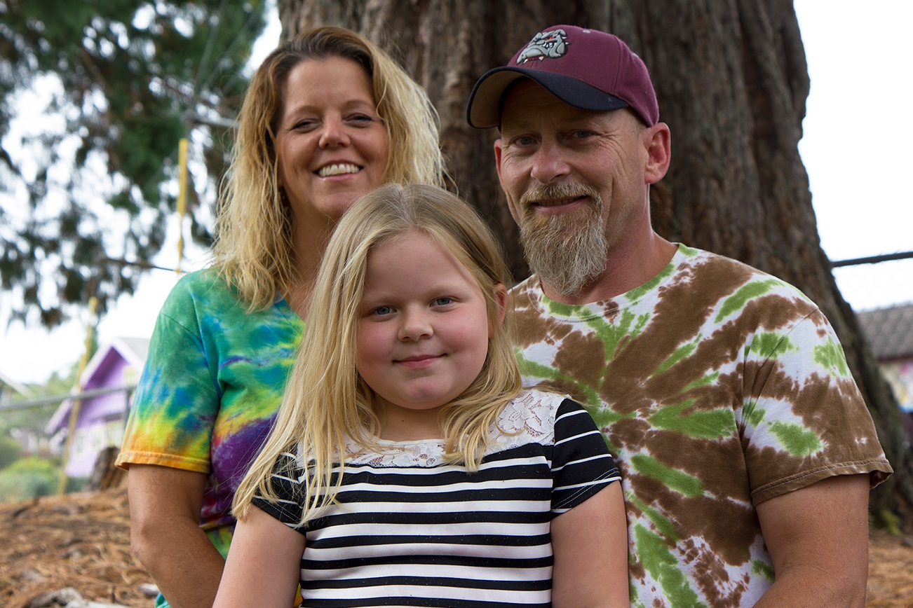 When life hands you lemons, make lemonade — and then sell it and give ...