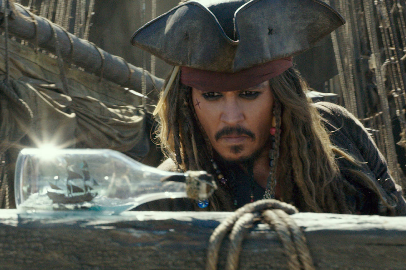 Review: Latest ‘Pirates’ film formulaic, but fun | The Daily World