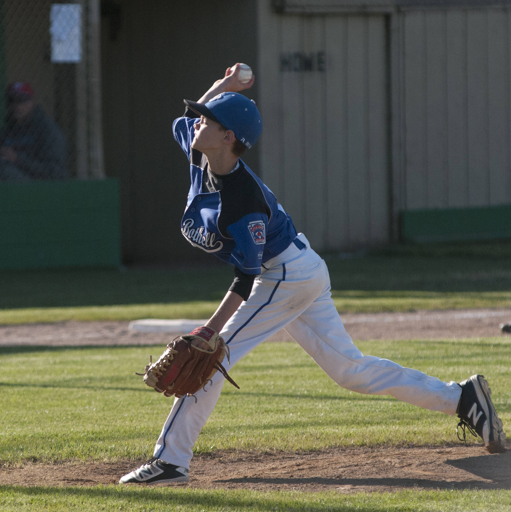 Larch Mountain, West Valley stay alive at 8-10 state tourney | The ...