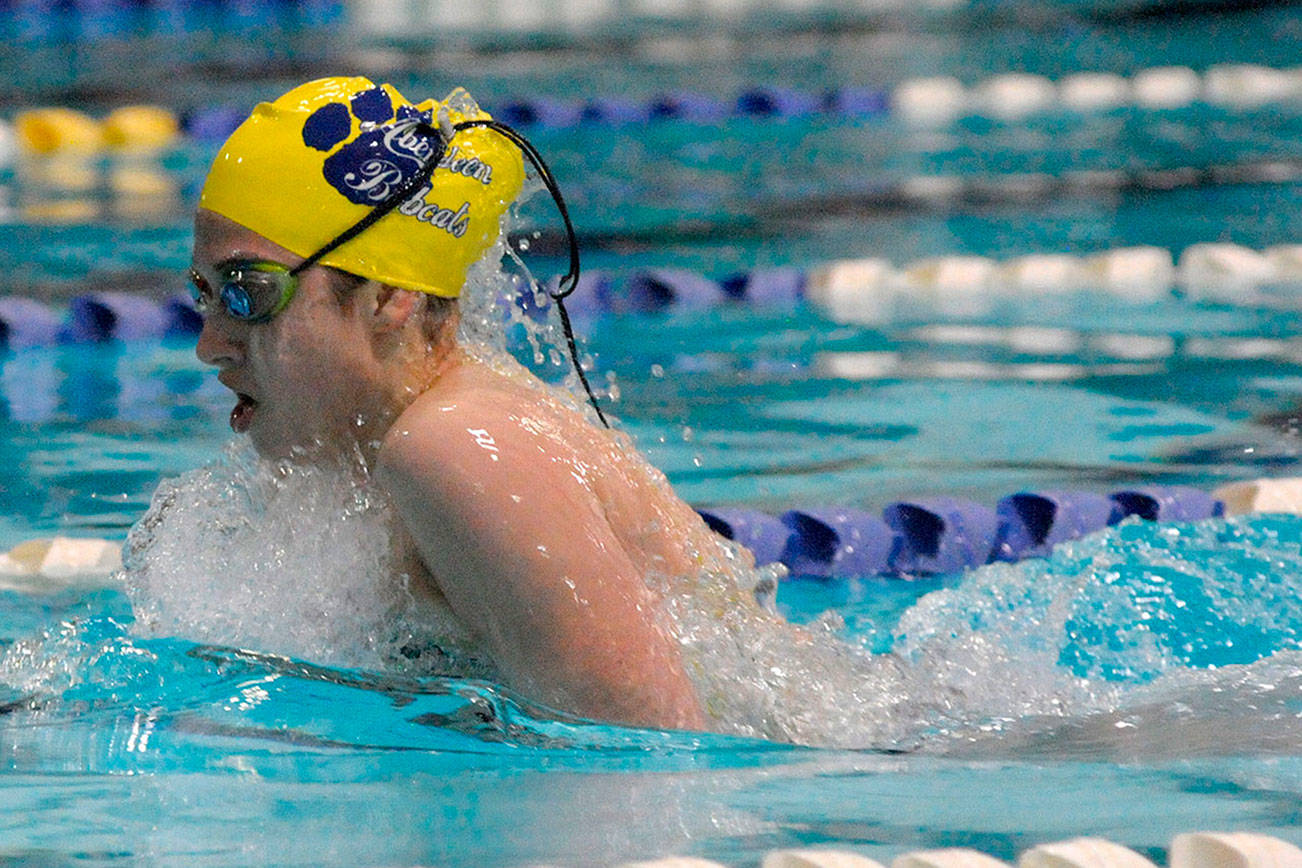 Roundup: More Aberdeen swimmers earn state qualifications | The Daily World