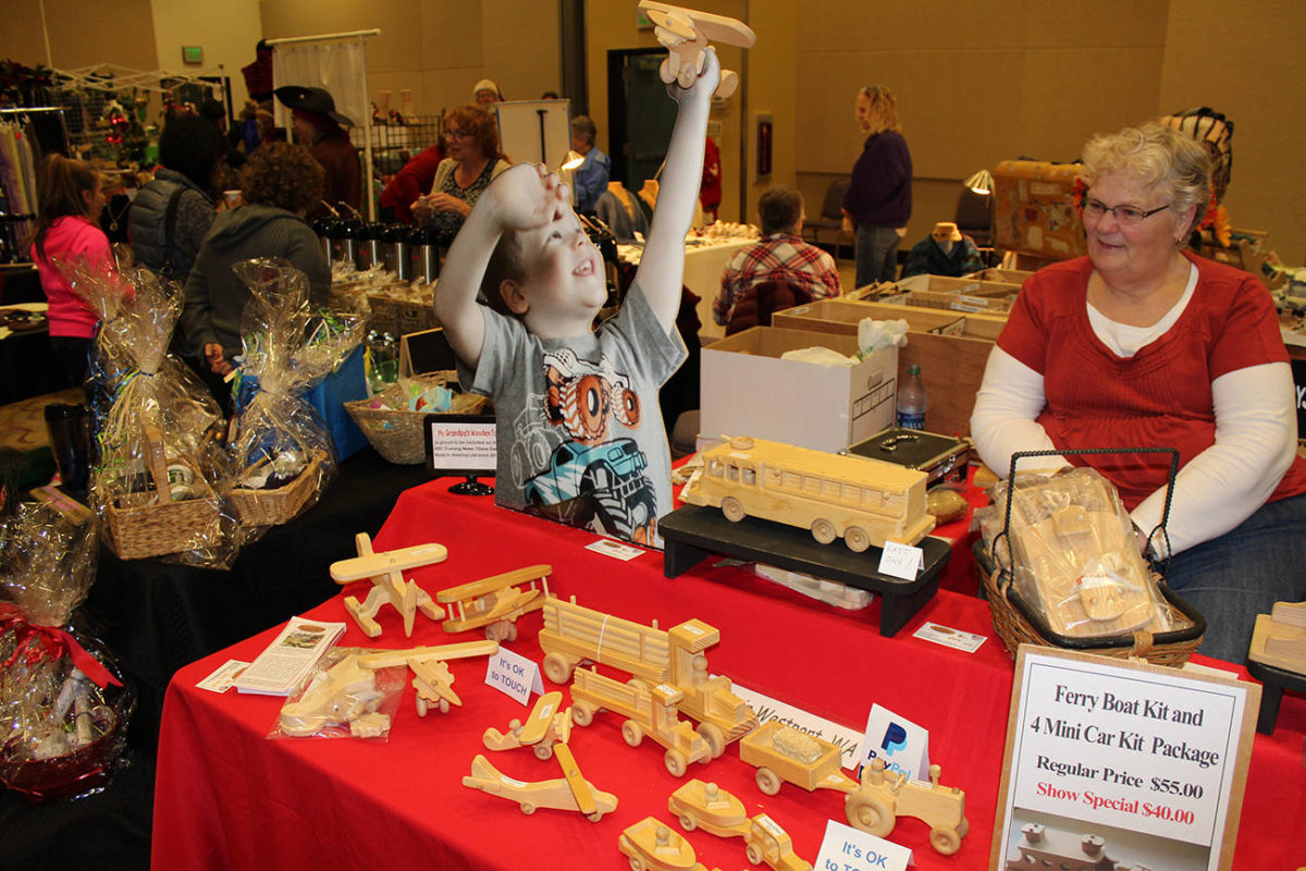 Winter Fanta-Sea brings fantastic items to Ocean Shores | The Daily World