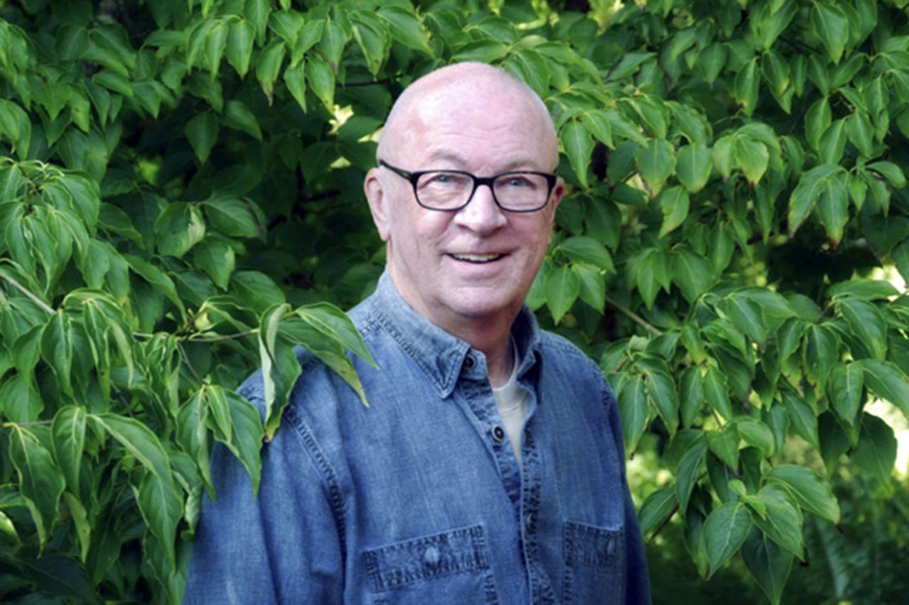 Ken Hunt named Artist of the Month for August | The Daily World