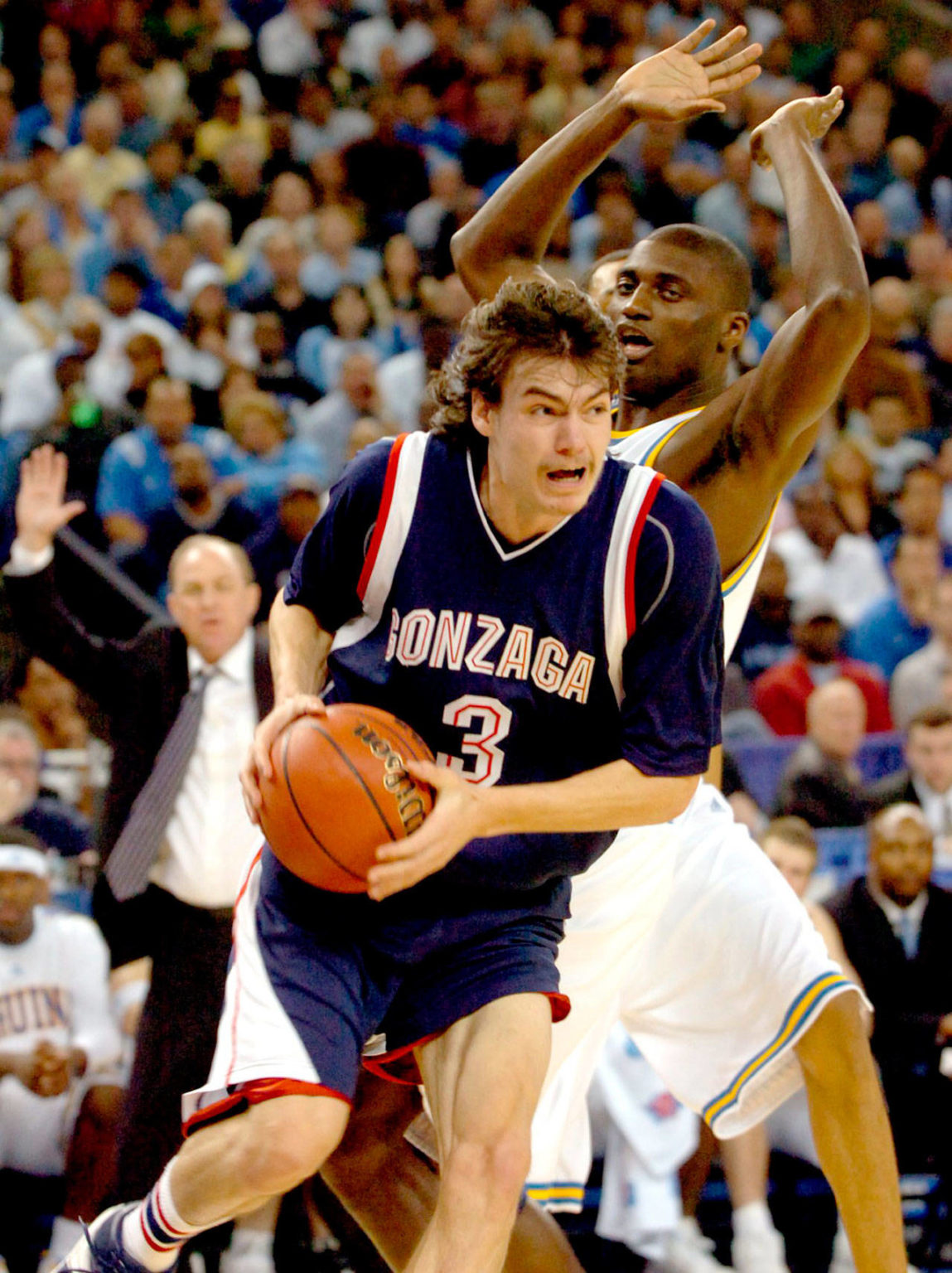 Transcript: Gonzaga great Adam Morrison has No. 3 jersey hung in ...
