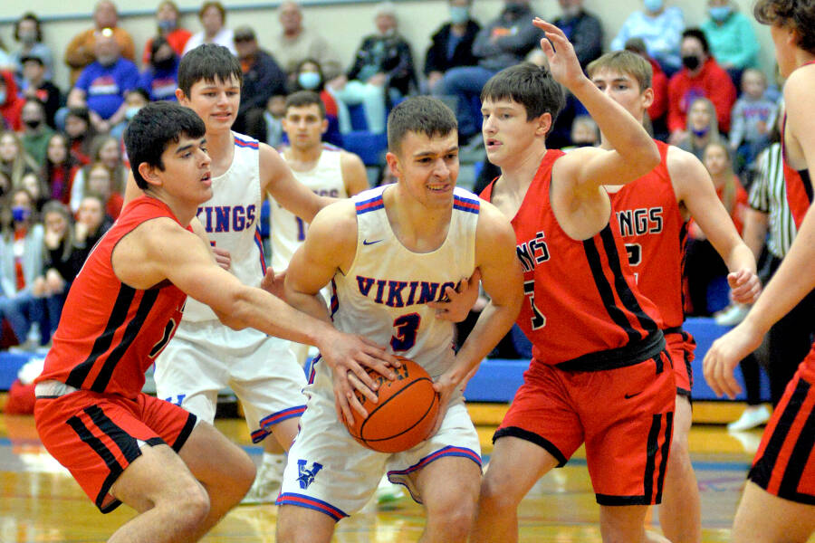 Thursday Roundup: Willapa Valley advances to district-title game for ...