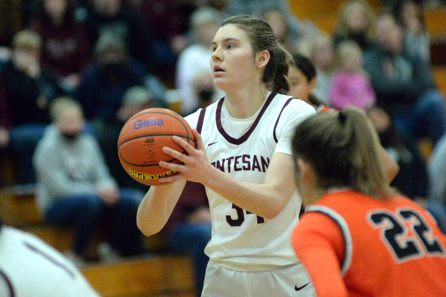Dalan returns to lead Montesano into state quarterfinals | The Daily World