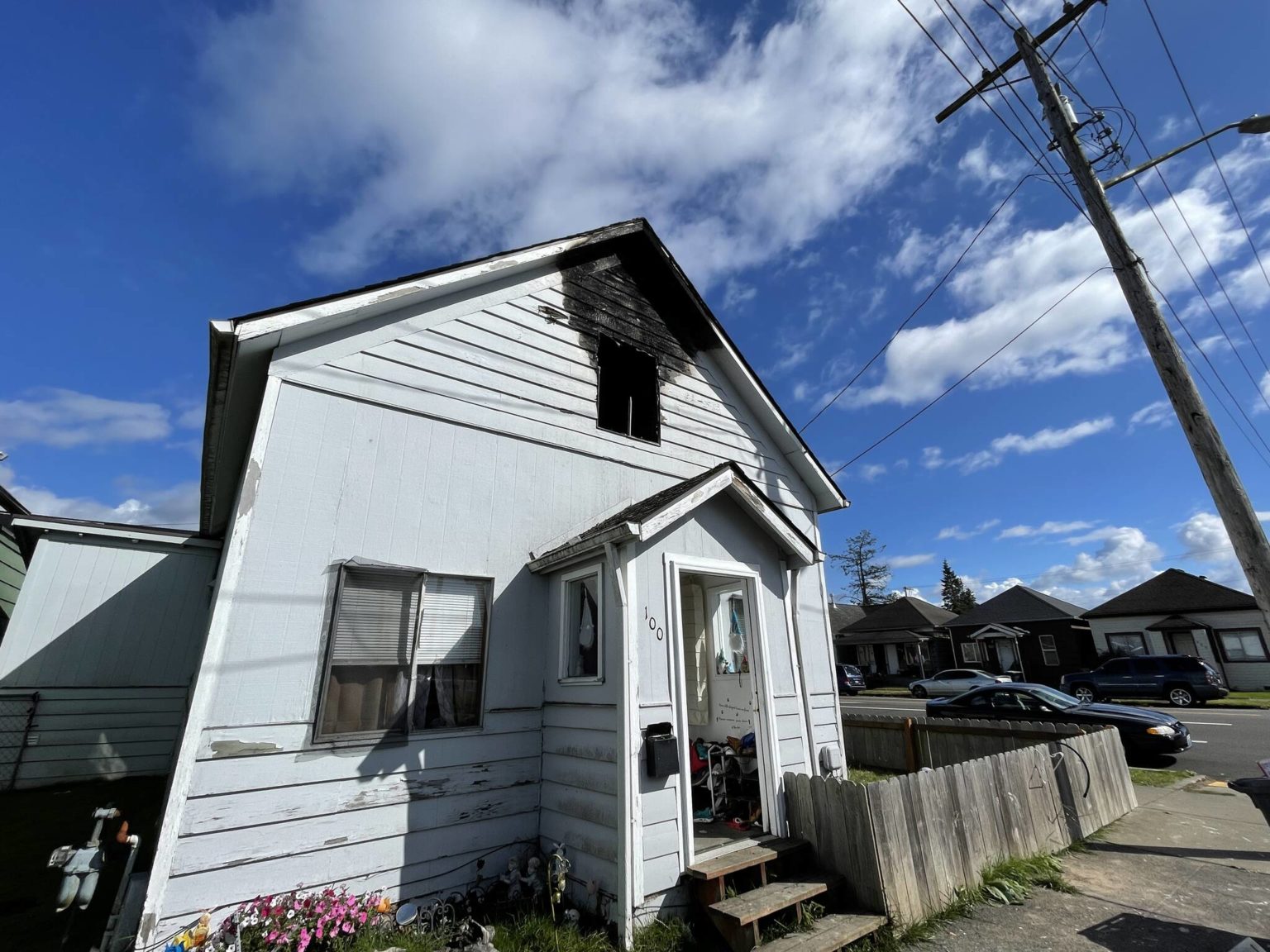 House near fire department catches fire | The Daily World