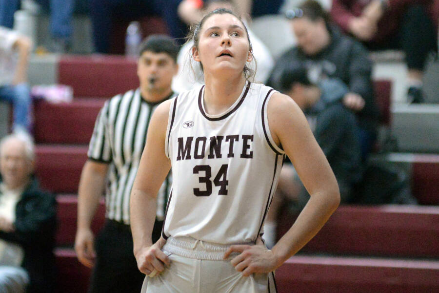 Tuesday Roundup: Montesano dominates the paint in win over Adna | The ...