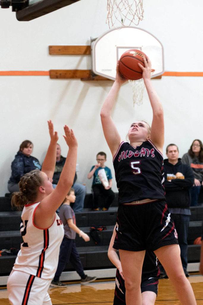 Monday Roundup: Davis’ triple-double leads Ocosta to win over Wishkah ...