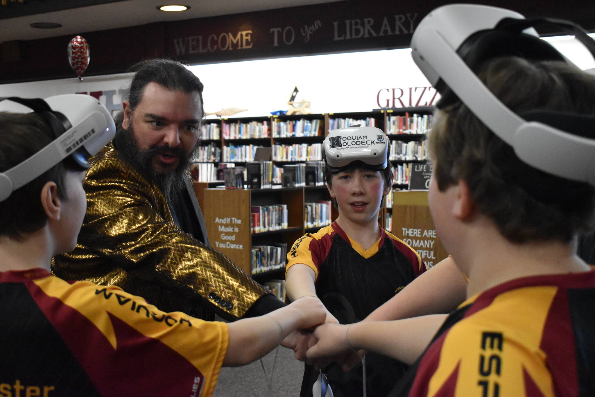 A new way to play: Students finding new opportunities in Esports ...