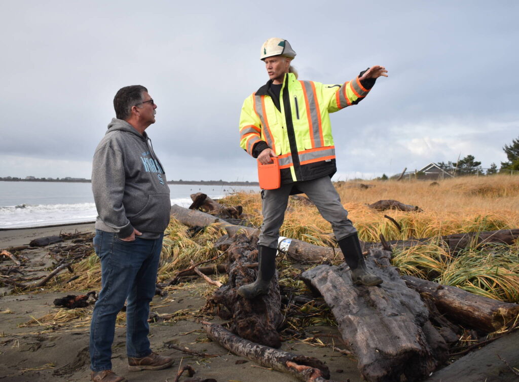 Sacrificial sand: Berm to hold off waves in Ocean Shores, for now | The ...
