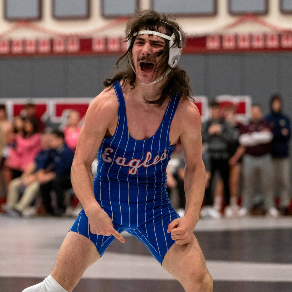 Boys Prep Wrestling Roundup: Elma’s resurgence continues with second ...
