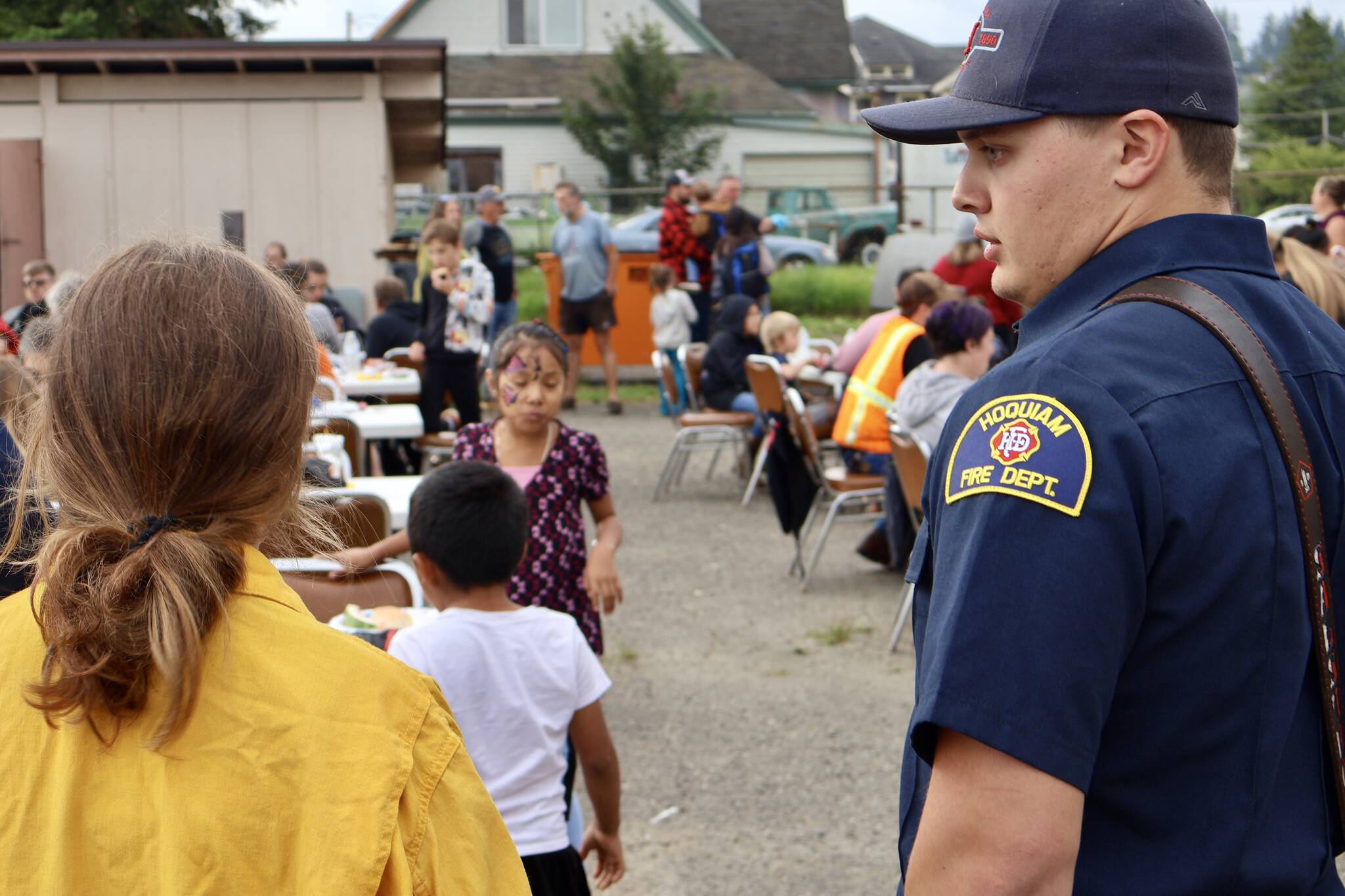 Badge bash: hundreds turn out for National Night Out | The Daily World