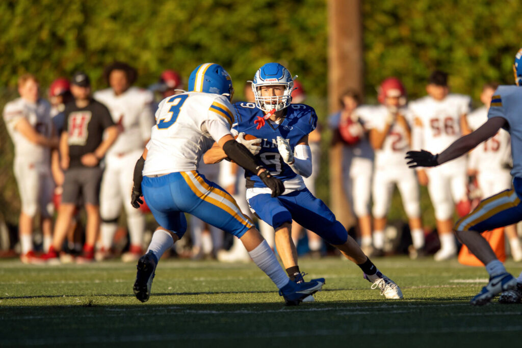 Prep Football Preview: Home cooking for Twin Harbor teams to open ...