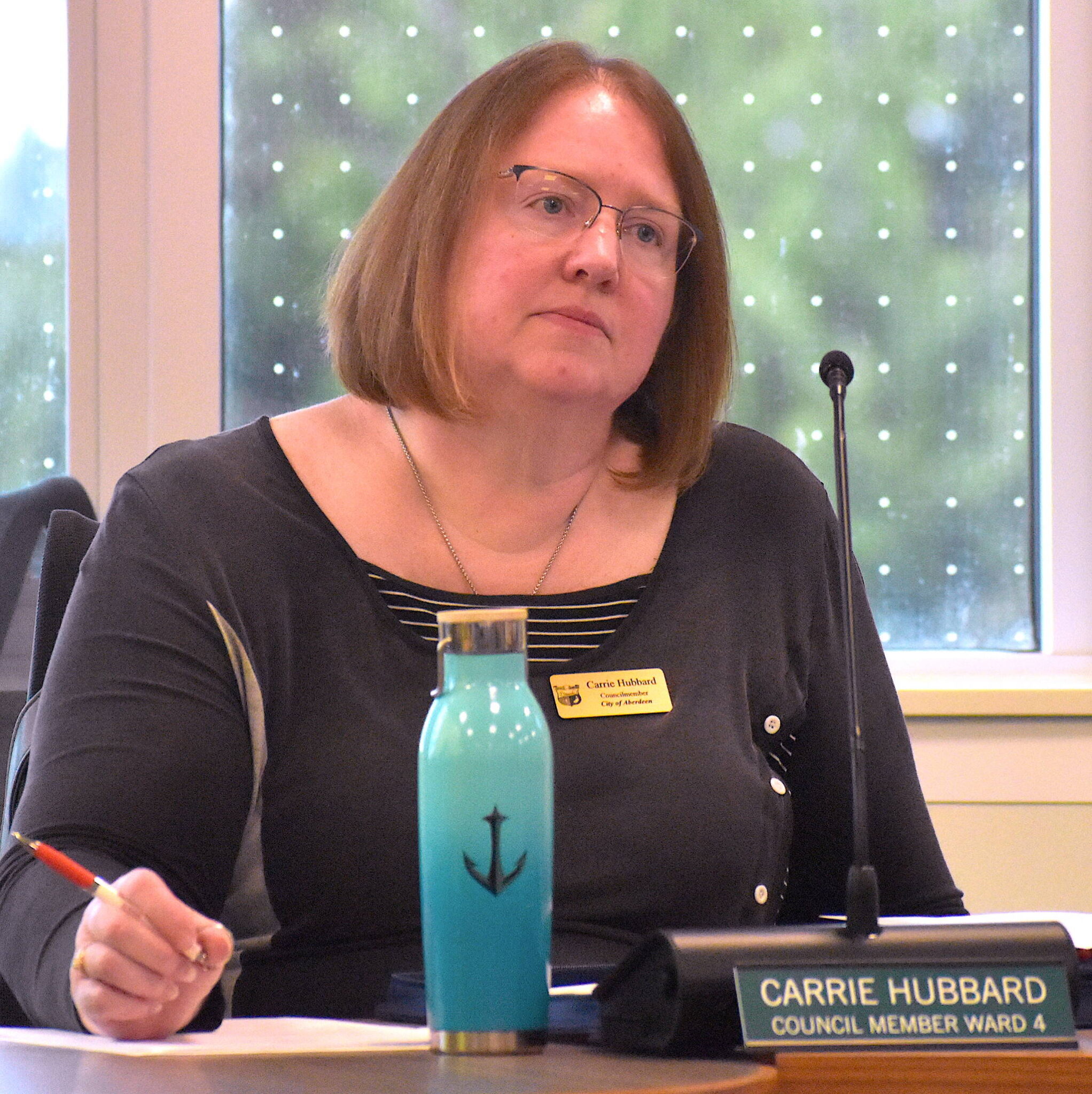 Hubbard takes Aberdeen City Council oath of office | The Daily World