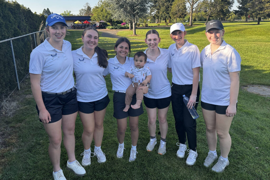 Prep Roundup: Elma girls golf team wins three meets in three straight ...