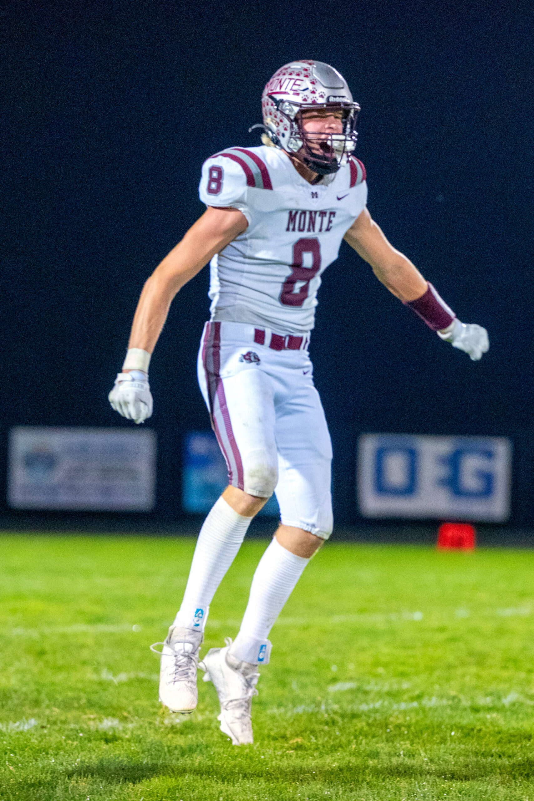 Montesano rallies for rousing comeback win over La Center | The Daily World