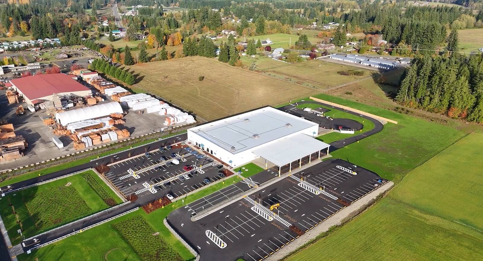 Amazon opens delivery station in Elma | The Daily World