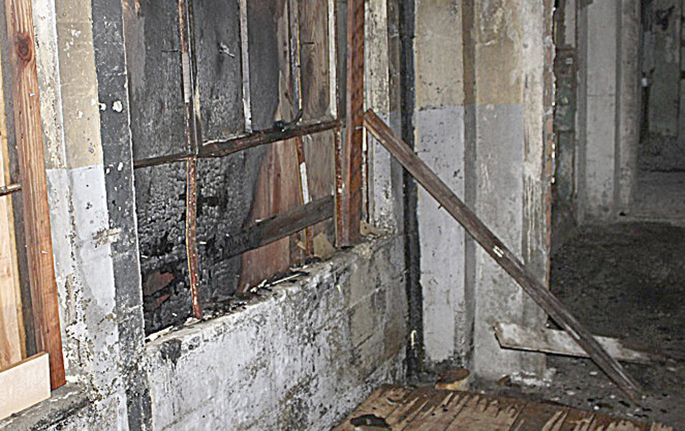 Transient arrested on suspicion of arson after fire at the Morck Hotel ...