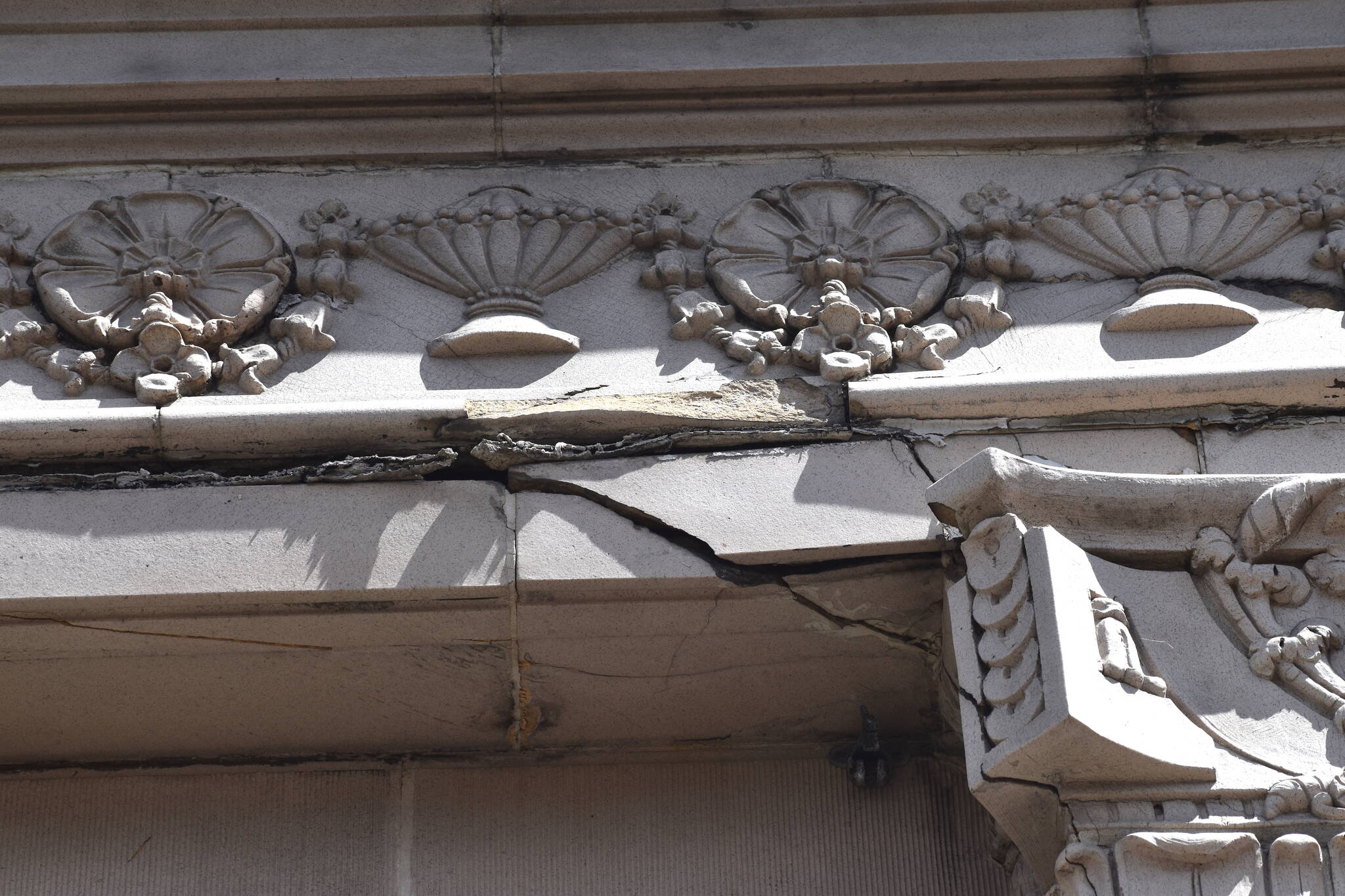 Becker Building found in disrepair | The Daily World