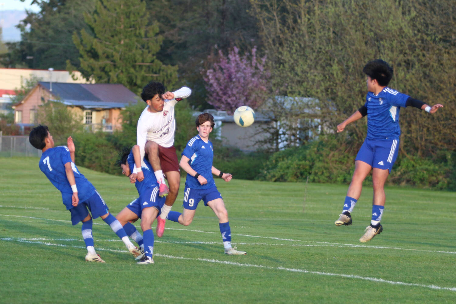 Boys Prep Soccer Roundup: Elma beats Montesano on stoppage-time goal ...