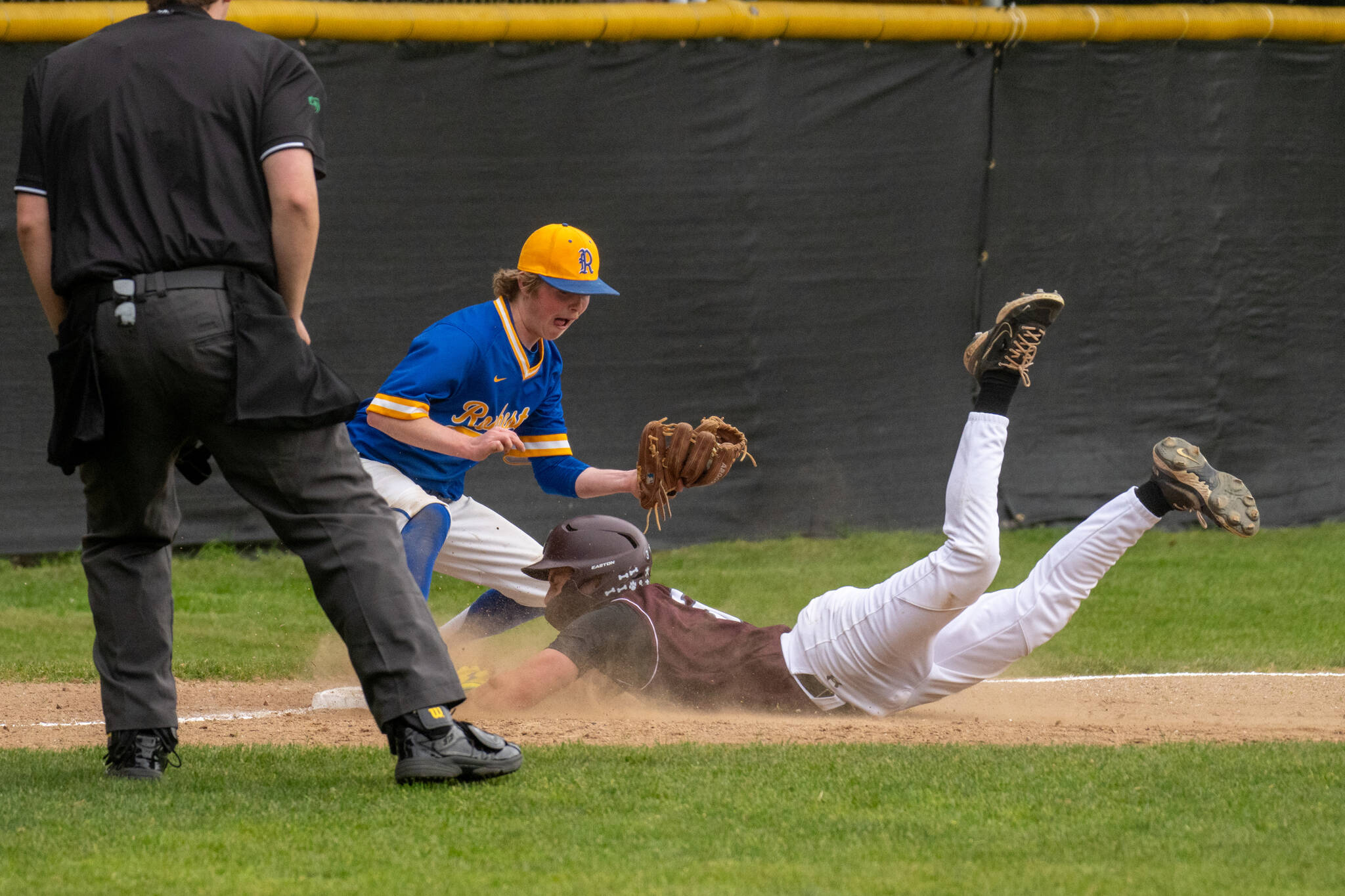 Prep Baseball Roundup: Montesano secures league crown with twin-bill ...